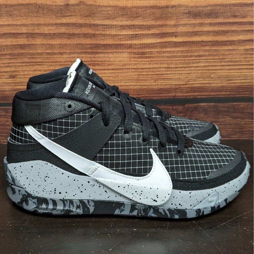 Nike Kd 13 Kevin Durant Oreo Men's 6, Women's 7.5 Bla… - Gem